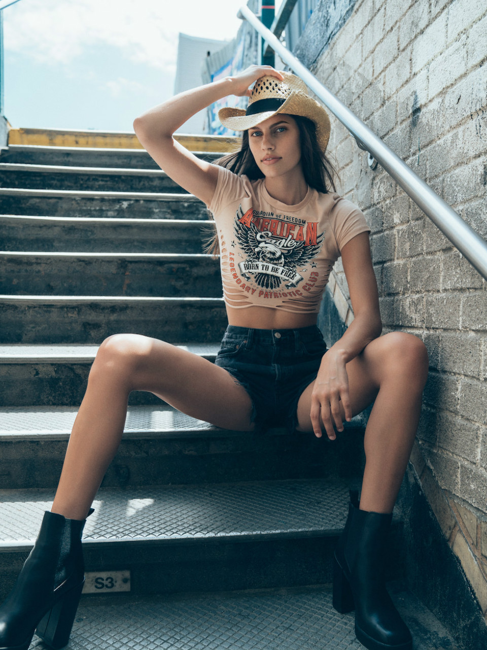 LIBBY STUART by Kult Models London – Model Agency, United Kingdom